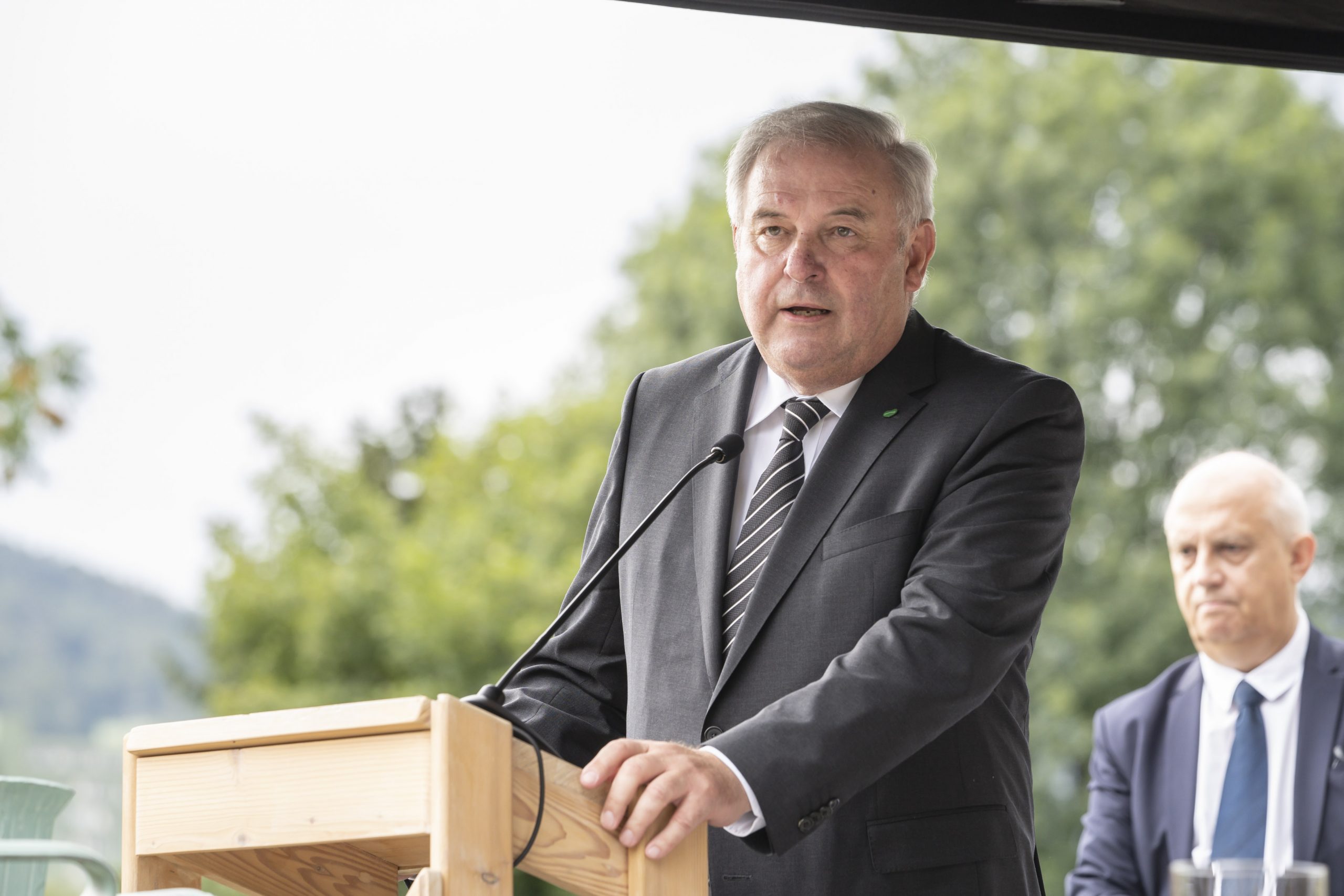 Ehemaliger Landesgeschäftsführer Ludwig Kapfer beigesetzt - StVP